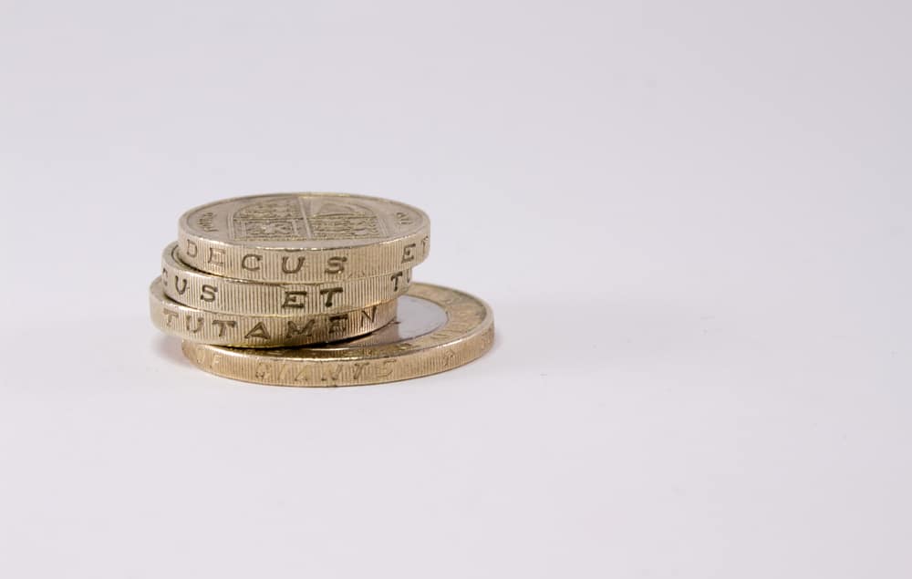What can you do with a fiver? - FundCalibre